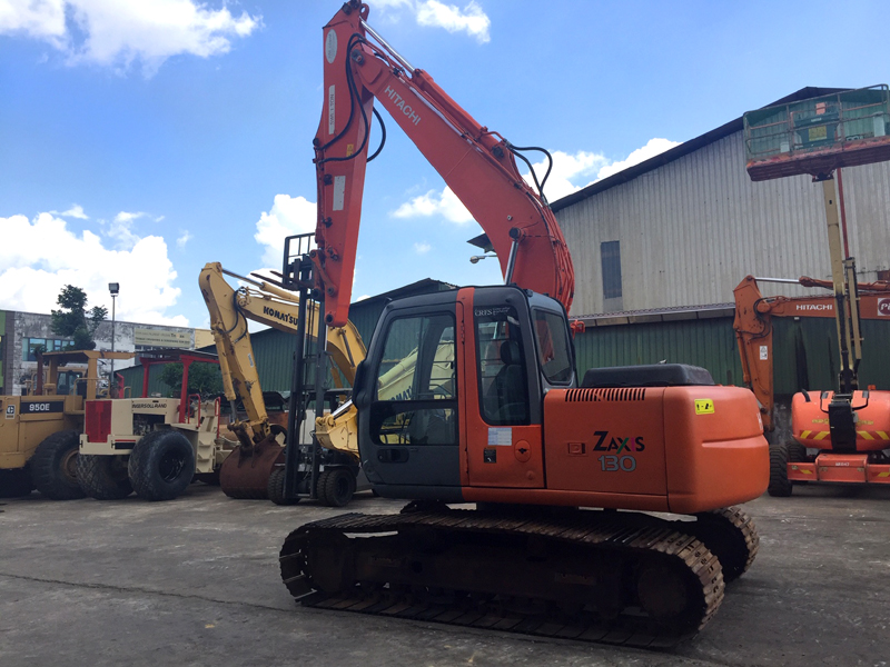 Reconditioned Excavator, HITACHI ZX130, 13ton - Malaysia