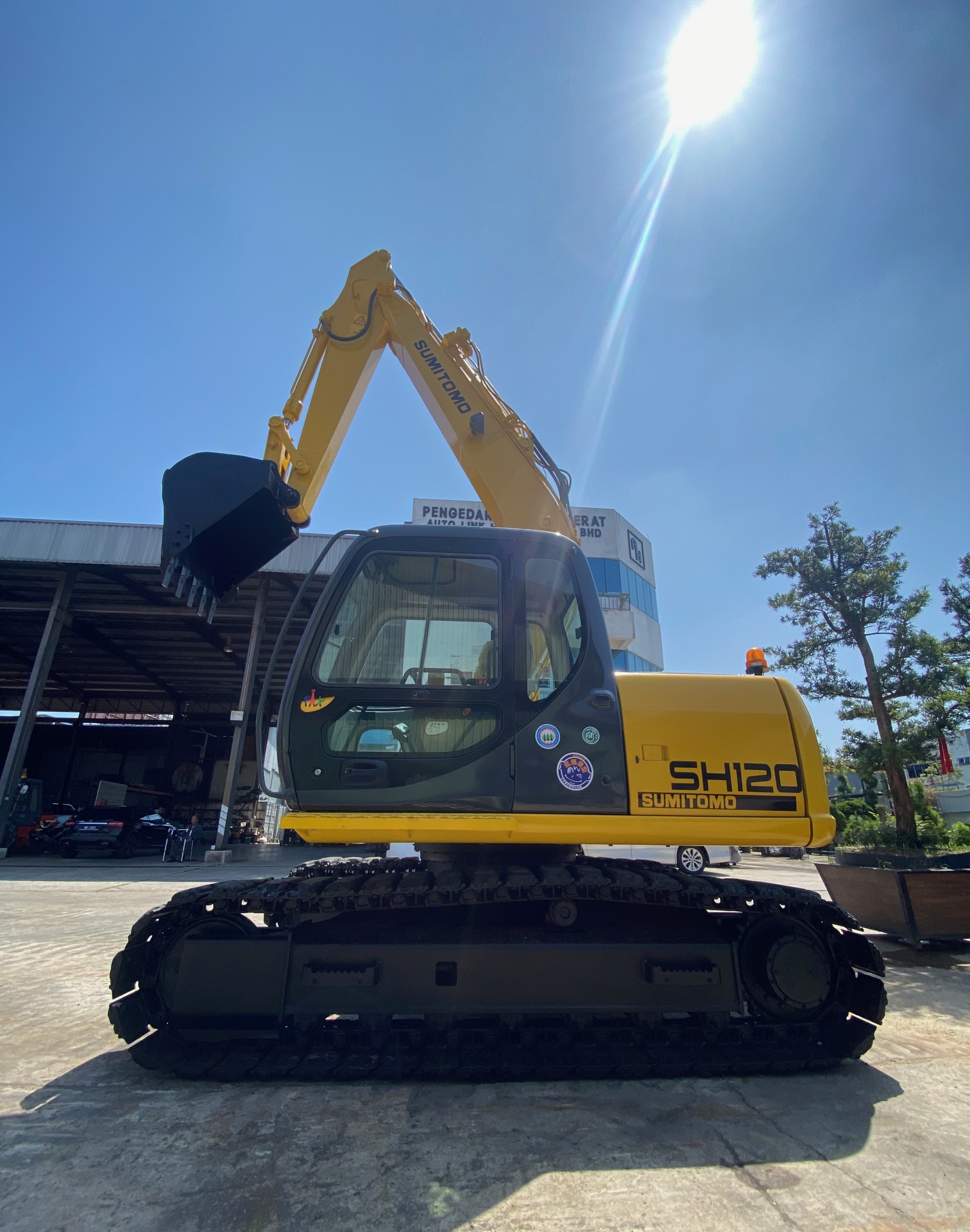 Reconditioned Excavator, SUMITOMO SH120-3, 12ton - Malaysia